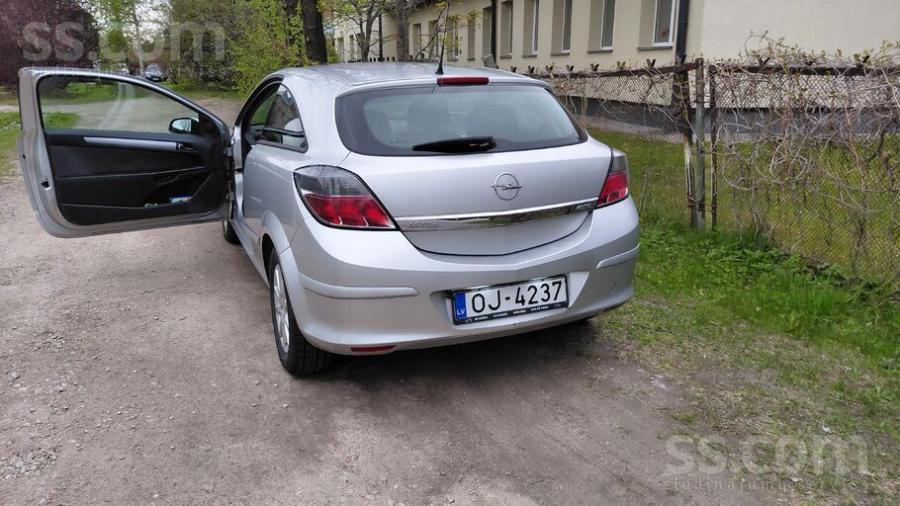Opel Astra 2006 Jelgava, ar dzinēja tilpumu 1.60 L un nobraukumu 237 tūkst. km par 2000 €, foto 5 vietnē AUTOMOTO.COM.LV