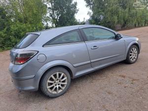 Opel Astra 2006 in Radviliskis, with an engine capacity of 1.70 L and mileage of 310 thousand km for 800 €, photo 4 on AUTOMOTO.COM.LV