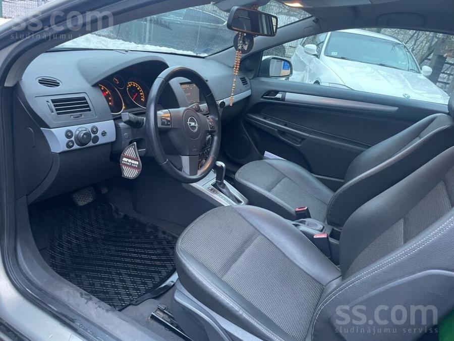 Opel Astra 2007 Rīga, ar dzinēja tilpumu 1.90 L un nobraukumu 223 tūkst. km par 1450 €, foto 3 vietnē AUTOMOTO.COM.LV