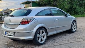 Opel Astra 2007 in Siauliai, with an engine capacity of 1.70 L and mileage of 200 thousand km for 770 €, photo 5 on AUTOMOTO.COM.LV