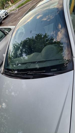 Opel Astra 2007 in Siauliai, with an engine capacity of 1.70 L and mileage of 200 thousand km for 770 €, photo 8 on AUTOMOTO.COM.LV