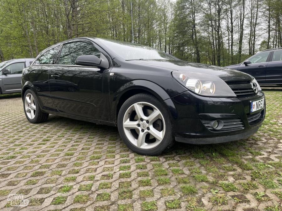 Opel Astra 2008 in Vilnius, with an engine capacity of 1.70 L and mileage of 207 thousand km for 1650 €, photo 14 on AUTOMOTO.COM.LV