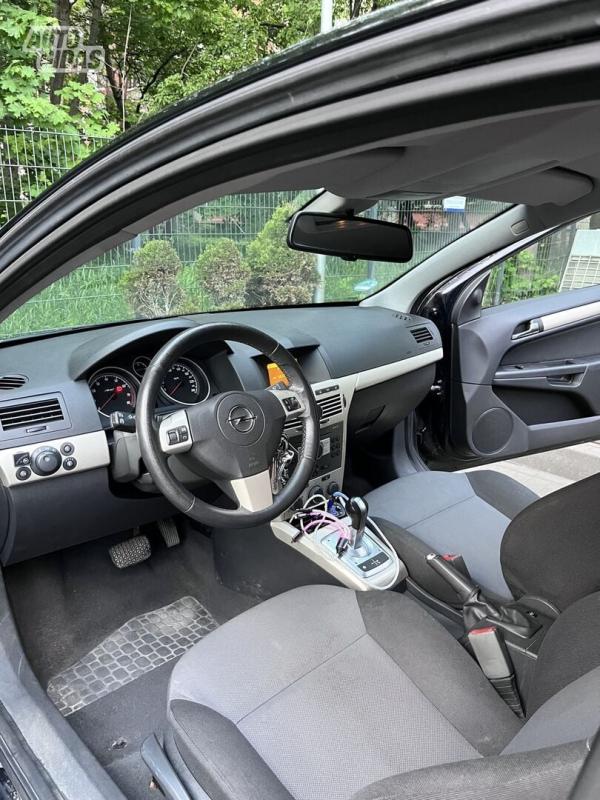 Opel Astra 2008 Kauņa, ar dzinēja tilpumu 1.40 L un nobraukumu 219 tūkst. km par 1750 €, foto 5 vietnē AUTOMOTO.COM.LV
