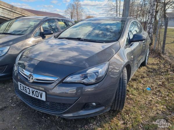 Opel Astra 2013 in Taurage, with an engine capacity of 1.40 L and mileage of 160 thousand km for 2250 €, photo 4 on AUTOMOTO.COM.LV