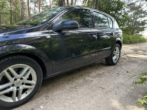 Опель Астра 2006 в Каунас, объемом двигателя 1.90 л и пробегом 299 тыс. км за 1250 €, фото 3 на AUTOMOTO.COM.LV