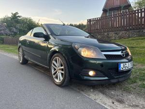 Green Opel Astra 2006 in Vilnius, with an engine capacity of 1.91 L and mileage of 286 thousand km for 1960 €, photo 23 on AUTOMOTO.COM.LV
