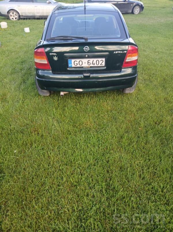 Zaļš Opel Astra 1999 Valka, ar dzinēja tilpumu 1.60 L un nobraukumu 234 tūkst. km par 625 €, foto 4 vietnē AUTOMOTO.COM.LV
