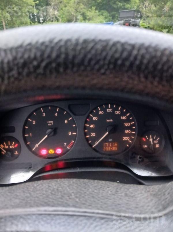 Zaļš Opel Astra 1999 Valka, ar dzinēja tilpumu 1.60 L un nobraukumu 234 tūkst. km par 625 €, foto 5 vietnē AUTOMOTO.COM.LV