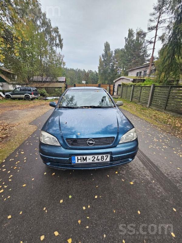 Zaļš Opel Astra 1999 Rīga, ar dzinēja tilpumu 1.60 L un nobraukumu 262 tūkst. km par 870 €, foto 3 vietnē AUTOMOTO.COM.LV