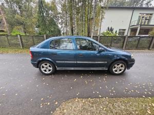 Zaļš Opel Astra 1999 Rīga, ar dzinēja tilpumu 1.60 L un nobraukumu 262 tūkst. km par 870 €, foto 5 vietnē AUTOMOTO.COM.LV