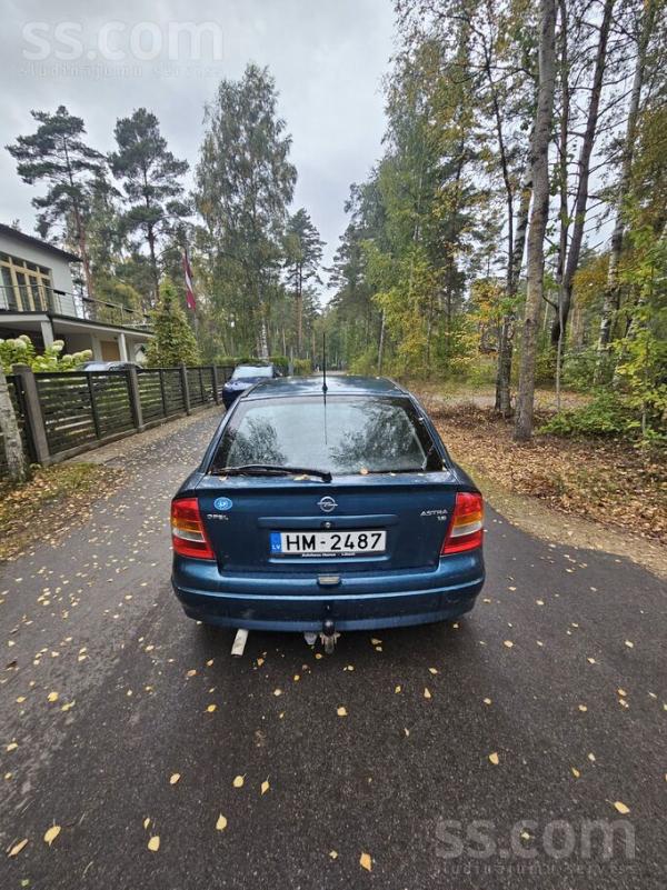 Zaļš Opel Astra 1999 Rīga, ar dzinēja tilpumu 1.60 L un nobraukumu 262 tūkst. km par 870 €, foto 6 vietnē AUTOMOTO.COM.LV