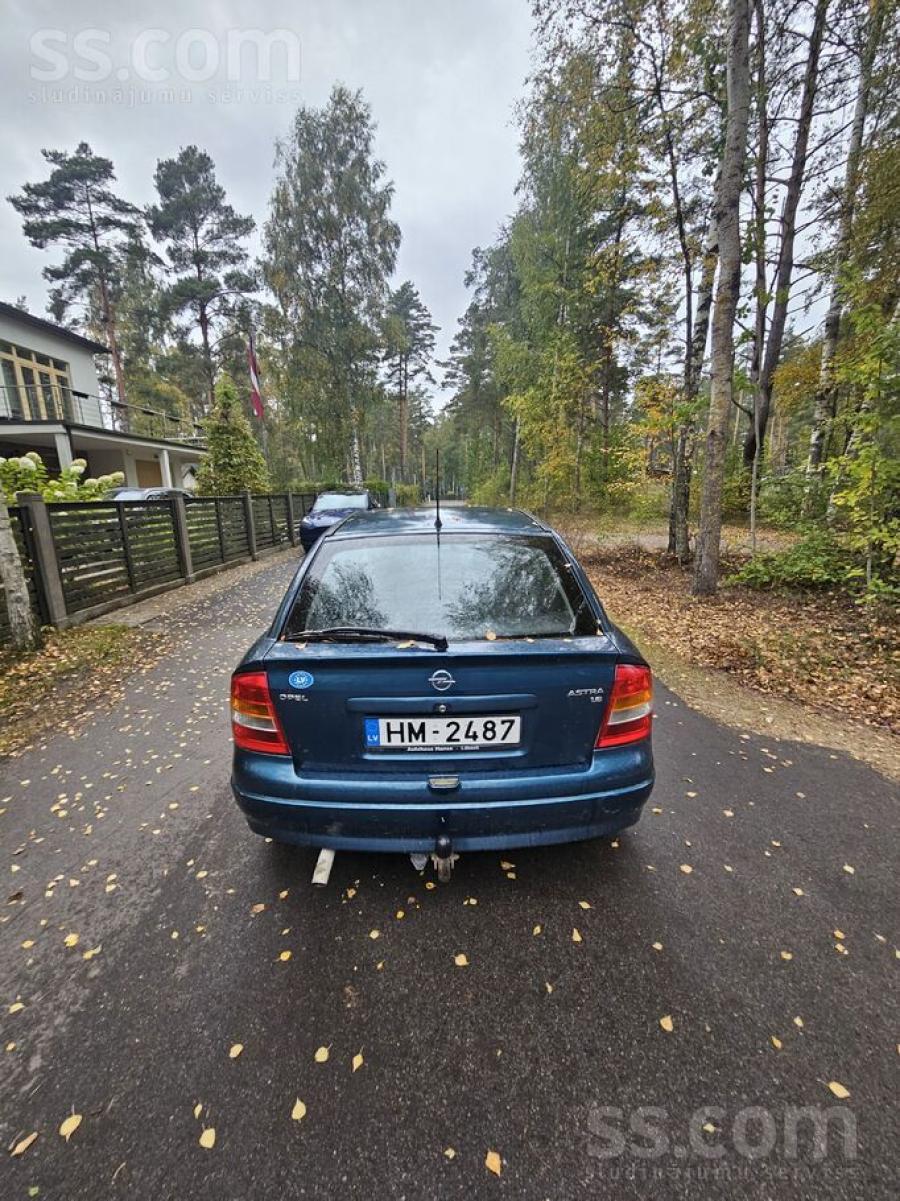 Zaļš Opel Astra 1999 Rīga, ar dzinēja tilpumu 1.60 L un nobraukumu 262 tūkst. km par 870 €, foto 6 vietnē AUTOMOTO.COM.LV