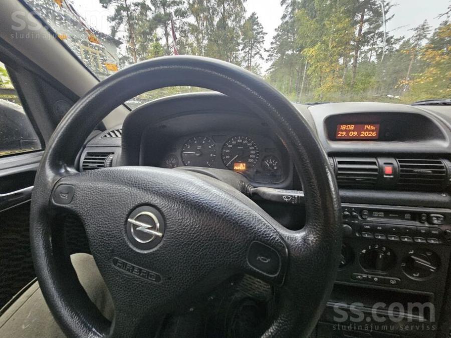 Zaļš Opel Astra 1999 Rīga, ar dzinēja tilpumu 1.60 L un nobraukumu 262 tūkst. km par 870 €, foto 10 vietnē AUTOMOTO.COM.LV