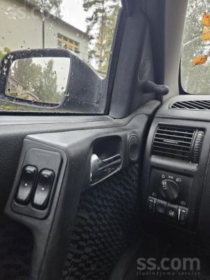 Zaļš Opel Astra 1999 Rīga, ar dzinēja tilpumu 1.60 L un nobraukumu 262 tūkst. km par 870 €, foto 12 vietnē AUTOMOTO.COM.LV