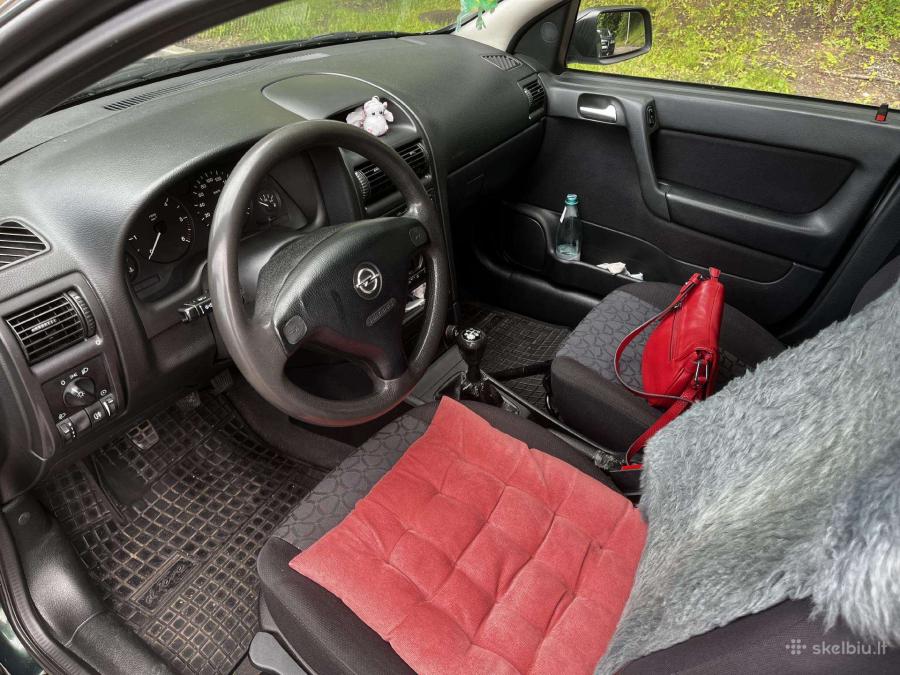 Green Opel Astra 2000 in Alytus, with an engine capacity of 2.00 L and mileage of 315 thousand km for 900 €, photo 9 on AUTOMOTO.COM.LV