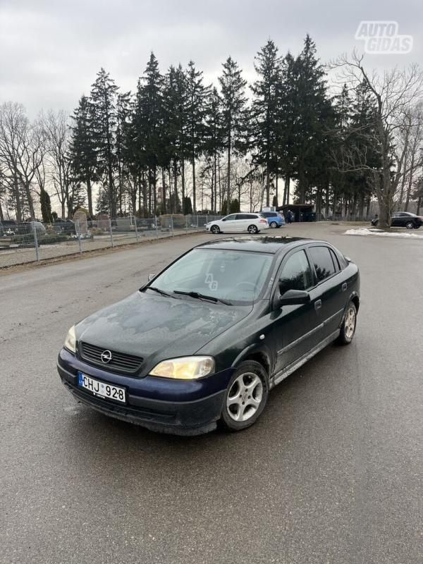 Zaļš Opel Astra 2001 Klaipėda, ar dzinēja tilpumu 1.70 L un nobraukumu 116 tūkst. km par 600 €, foto 1 vietnē AUTOMOTO.COM.LV