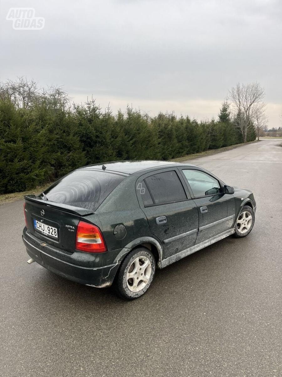 Zaļš Opel Astra 2001 Klaipėda, ar dzinēja tilpumu 1.70 L un nobraukumu 116 tūkst. km par 600 €, foto 3 vietnē AUTOMOTO.COM.LV