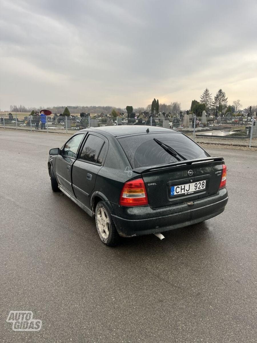 Zaļš Opel Astra 2001 Klaipėda, ar dzinēja tilpumu 1.70 L un nobraukumu 116 tūkst. km par 600 €, foto 4 vietnē AUTOMOTO.COM.LV
