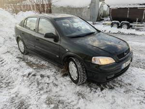 Zaļš Opel Astra 2002 Liepāja, ar dzinēja tilpumu 1.70 L un nobraukumu 408 tūkst. km par 1050 €, foto  vietnē AUTOMOTO.COM.LV