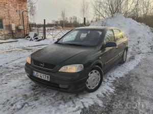 Zaļš Opel Astra 2002 Liepāja, ar dzinēja tilpumu 1.70 L un nobraukumu 408 tūkst. km par 1050 €, foto 2 vietnē AUTOMOTO.COM.LV