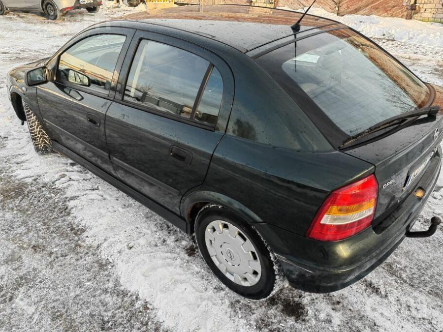 Zaļš Opel Astra 2002 Liepāja, ar dzinēja tilpumu 1.70 L un nobraukumu 408 tūkst. km par 1050 €, foto 4 vietnē AUTOMOTO.COM.LV