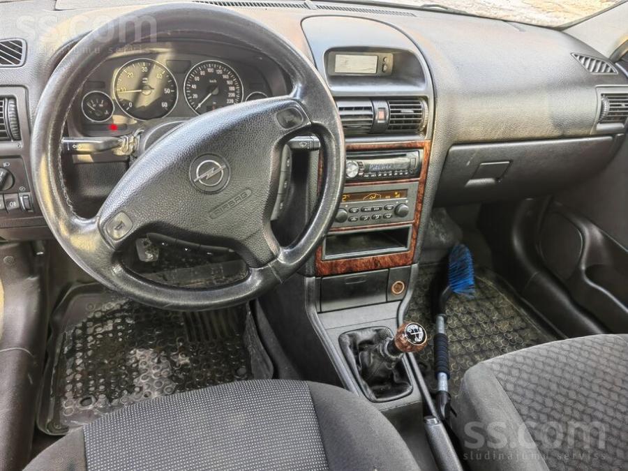 Zaļš Opel Astra 2002 Liepāja, ar dzinēja tilpumu 1.70 L un nobraukumu 408 tūkst. km par 1050 €, foto 6 vietnē AUTOMOTO.COM.LV