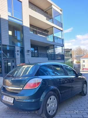 Green Opel Astra 2005 in Tallinn, with an engine capacity of 1.80 L and mileage of 420 thousand km for 1560 €, photo 7 on AUTOMOTO.COM.LV