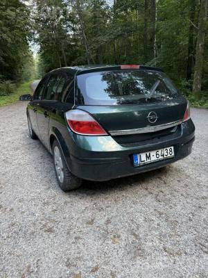 Green Opel Astra 2005 in Riga, with an engine capacity of 1.70 L and mileage of 255 thousand km for 1450 €, photo 5 on AUTOMOTO.COM.LV
