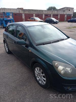 Zaļš Opel Astra 2005 Liepāja, ar dzinēja tilpumu 1.70 L un nobraukumu 303 tūkst. km par 1500 €, foto 6 vietnē AUTOMOTO.COM.LV