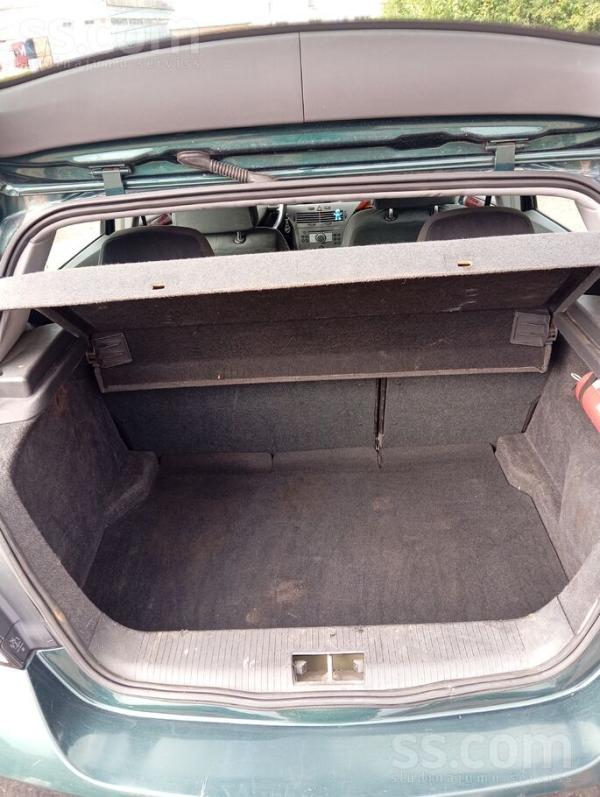 Opel Astra 2005 Liepāja vietnē Zaļš Opel Astra 2005 Liepāja, ar dzinēja tilpumu 1.70 L un nobraukumu 303 tūkst. km par 1500 €, foto 9 vietnē AUTOMOTO.COM.LV