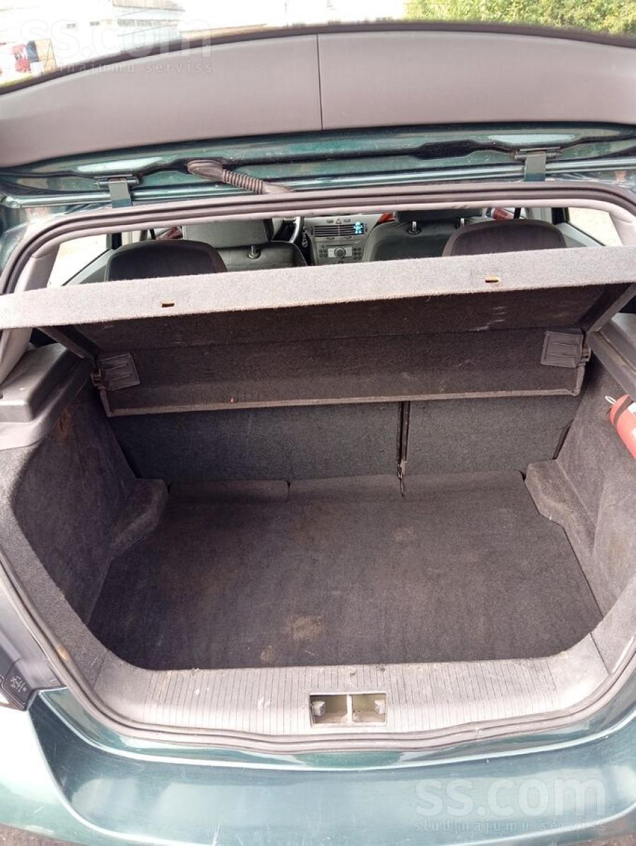 Zaļš Opel Astra 2005 Liepāja, ar dzinēja tilpumu 1.70 L un nobraukumu 303 tūkst. km par 1500 €, foto 9 vietnē AUTOMOTO.COM.LV