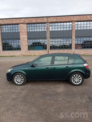 Zaļš Opel Astra 2005 Liepāja, ar dzinēja tilpumu 1.70 L un nobraukumu 303 tūkst. km par 1500 €, foto 13 vietnē AUTOMOTO.COM.LV