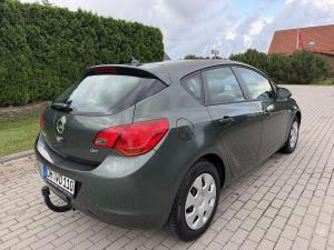 Zaļš Opel Astra 2010 Klaipėda, ar dzinēja tilpumu 1.69 L un nobraukumu 365 tūkst. km par 2250 €, foto 6 vietnē AUTOMOTO.COM.LV