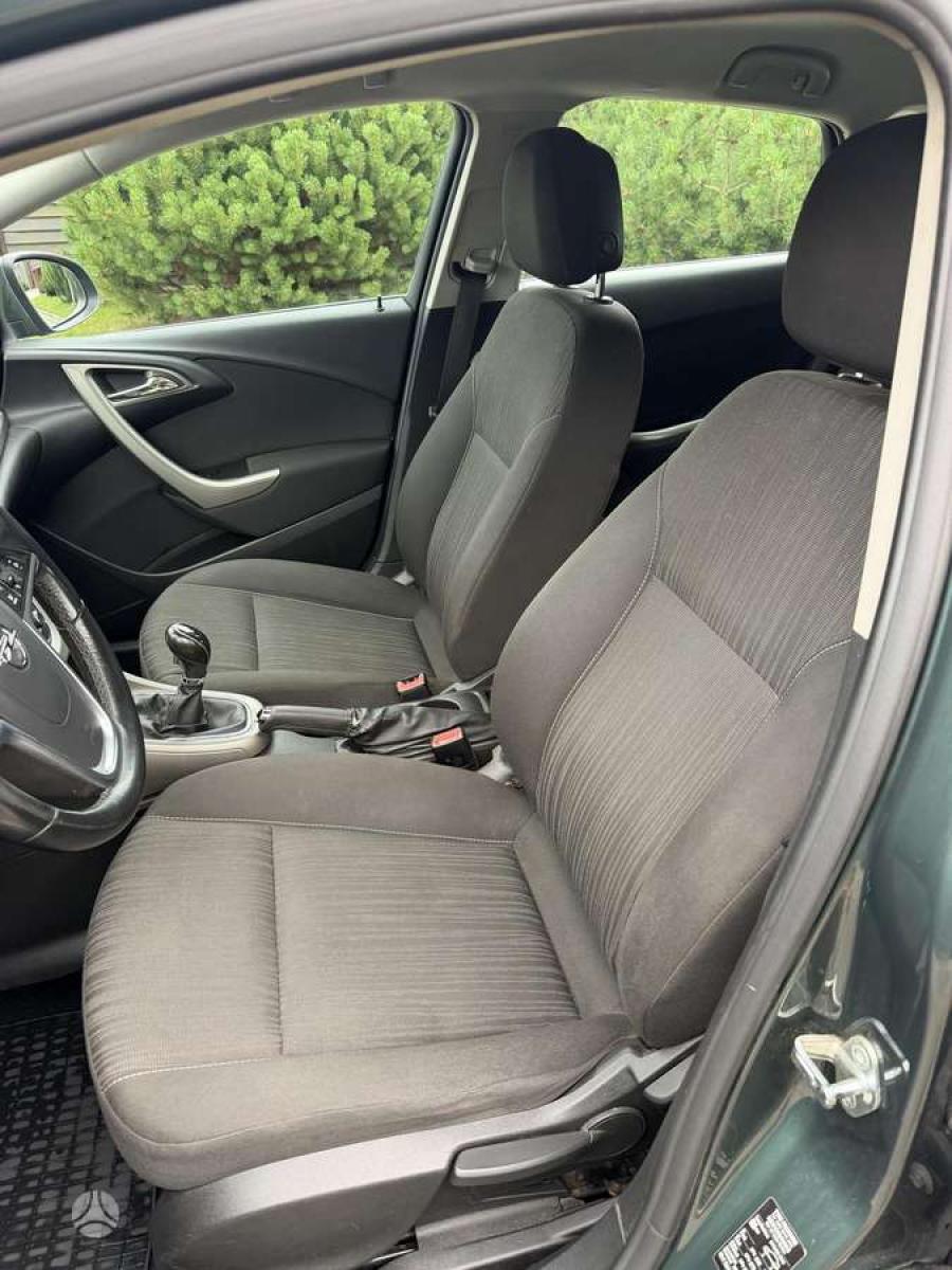 Zaļš Opel Astra 2010 Klaipėda, ar dzinēja tilpumu 1.69 L un nobraukumu 365 tūkst. km par 2250 €, foto 10 vietnē AUTOMOTO.COM.LV
