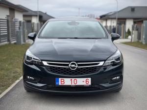 Zaļš Opel Astra 2016 Jelgava, ar dzinēja tilpumu 1.60 L un nobraukumu 199 tūkst. km par 8800 €, foto 8 vietnē AUTOMOTO.COM.LV