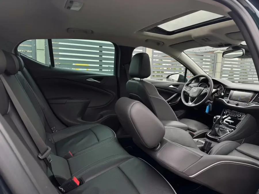 Zaļš Opel Astra 2016 Jelgava, ar dzinēja tilpumu 1.60 L un nobraukumu 199 tūkst. km par 8800 €, foto 13 vietnē AUTOMOTO.COM.LV