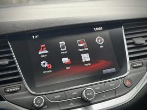 Zaļš Opel Astra 2016 Jelgava, ar dzinēja tilpumu 1.60 L un nobraukumu 199 tūkst. km par 8800 €, foto 18 vietnē AUTOMOTO.COM.LV