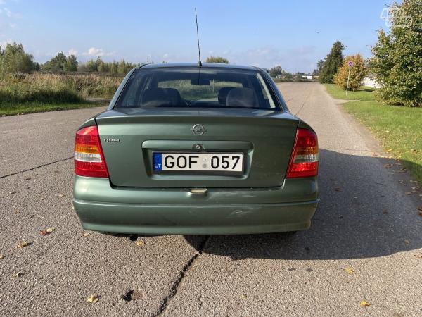 Zaļš Opel Astra 1999 Šauļi, ar dzinēja tilpumu 1.60 L un nobraukumu 180 tūkst. km par 800 €, foto 4 vietnē AUTOMOTO.COM.LV
