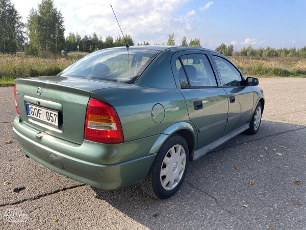 Zaļš Opel Astra 1999 Šauļi, ar dzinēja tilpumu 1.60 L un nobraukumu 180 tūkst. km par 800 €, foto 5 vietnē AUTOMOTO.COM.LV