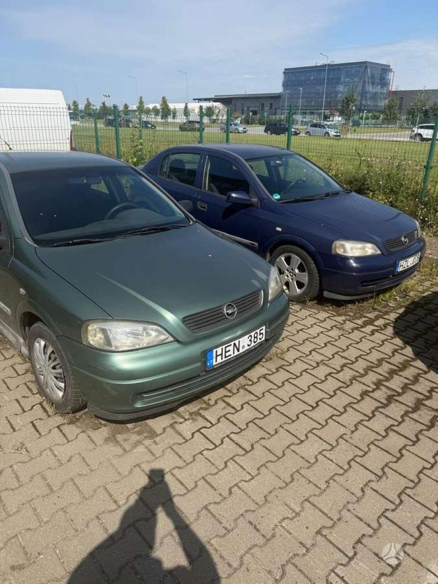 Green Opel Astra 2000 in Klaipeda, with an engine capacity of 0.00 L and mileage of 0 thousand km for 1000 €, photo 1 on AUTOMOTO.COM.LV