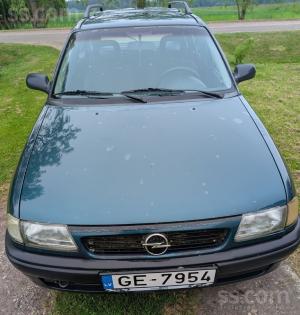 Zaļš Opel Astra 1995 Daugavpils, ar dzinēja tilpumu 1.40 L un nobraukumu 212 tūkst. km par 700 €, foto 6 vietnē AUTOMOTO.COM.LV