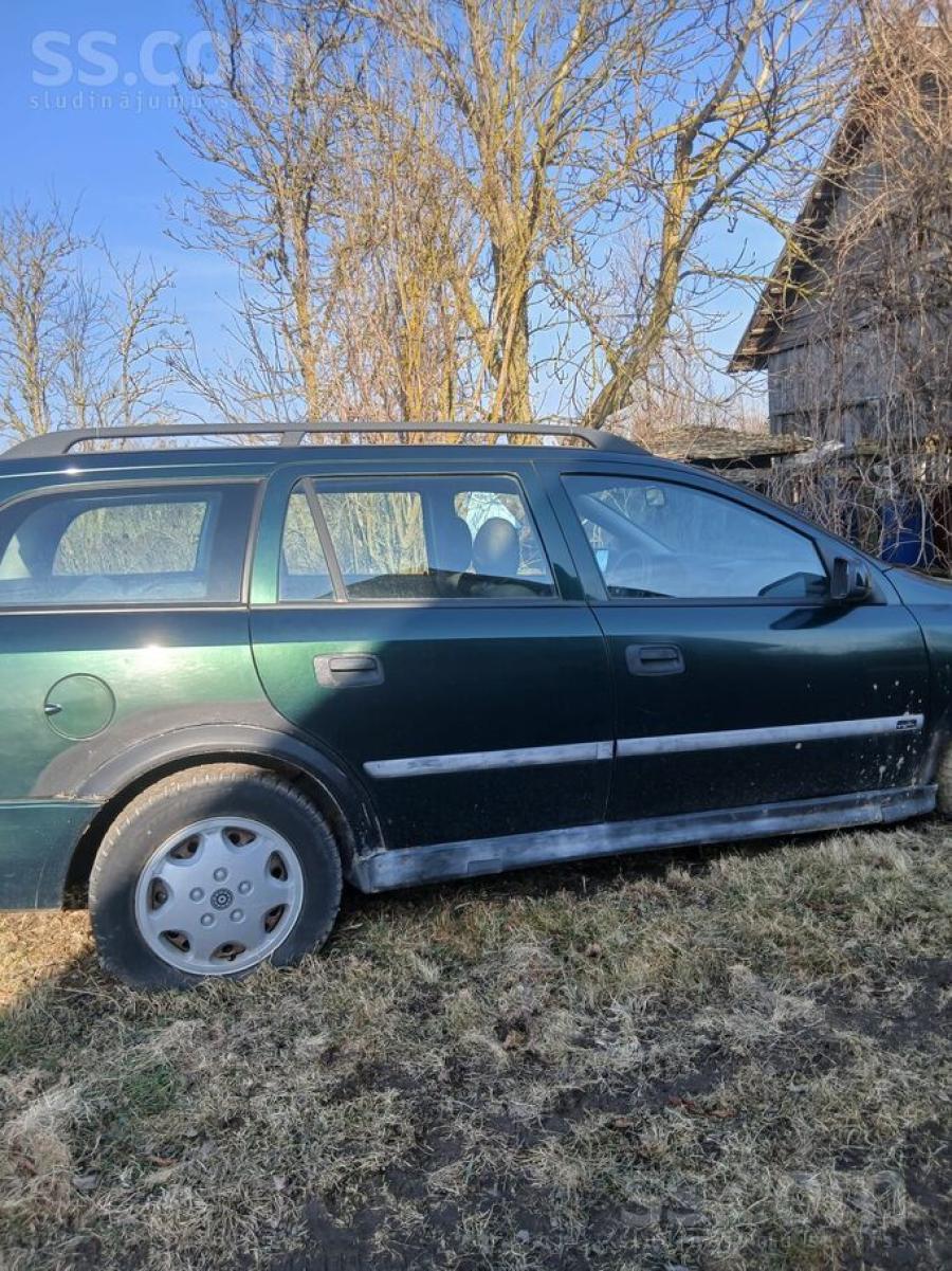 Zaļš Opel Astra 2000 Dobele, ar dzinēja tilpumu 2.00 L un nobraukumu 226 tūkst. km par 297 €, foto 4 vietnē AUTOMOTO.COM.LV