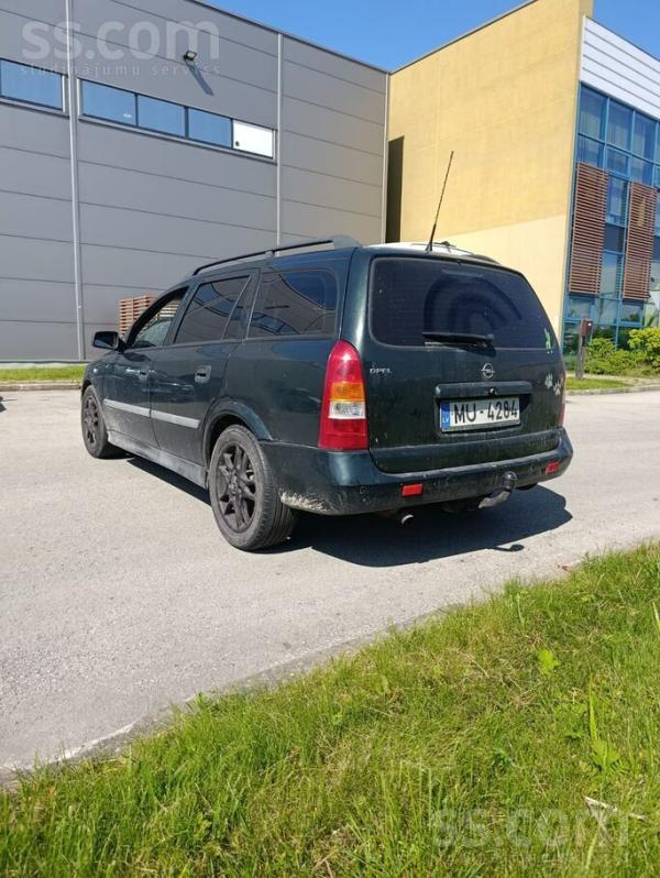 Zaļš Opel Astra 2001 Rīga, ar dzinēja tilpumu 1.70 L un nobraukumu 200 tūkst. km par 700 €, foto 1 vietnē AUTOMOTO.COM.LV