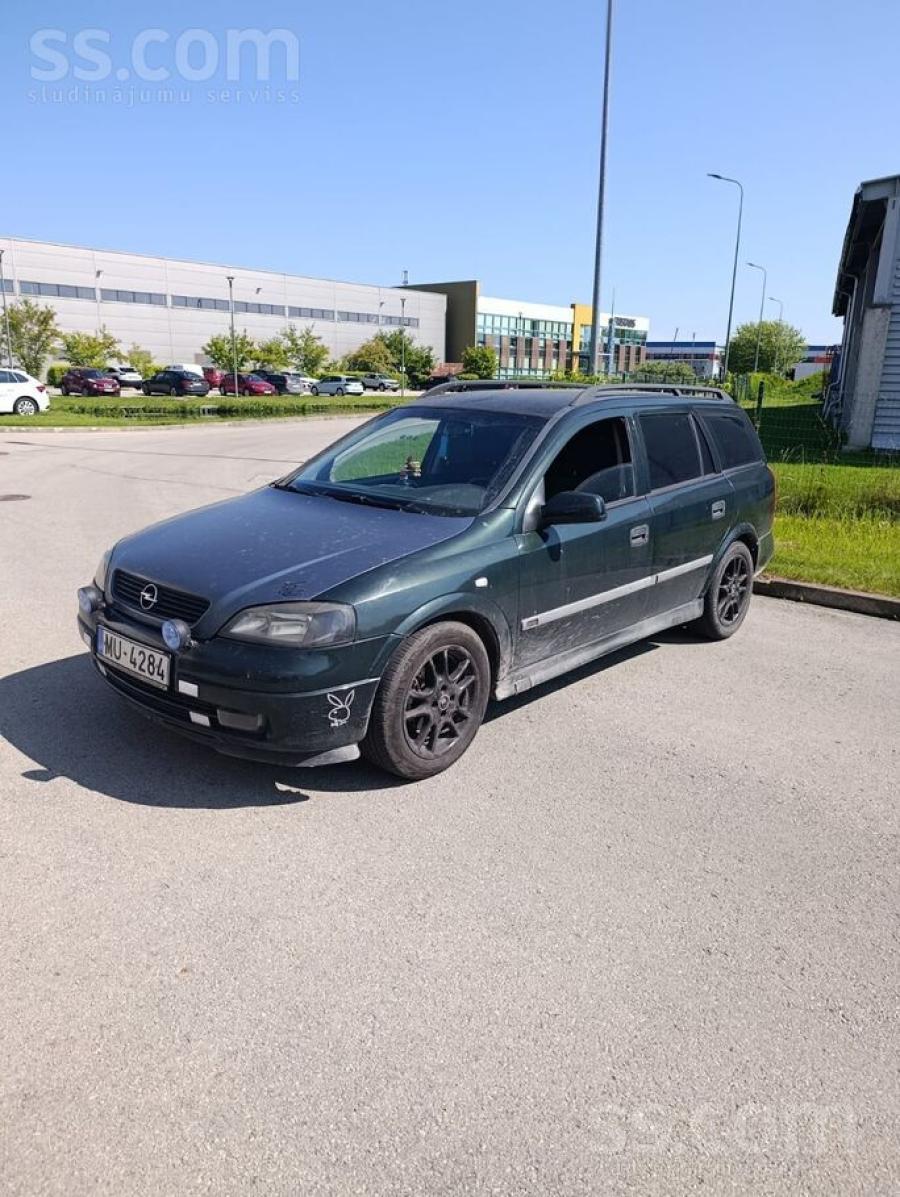 Zaļš Opel Astra 2001 Rīga, ar dzinēja tilpumu 1.70 L un nobraukumu 200 tūkst. km par 700 €, foto 5 vietnē AUTOMOTO.COM.LV