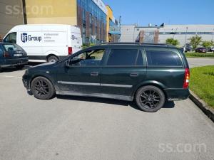 Zaļš Opel Astra 2001 Rīga, ar dzinēja tilpumu 1.70 L un nobraukumu 200 tūkst. km par 700 €, foto 6 vietnē AUTOMOTO.COM.LV