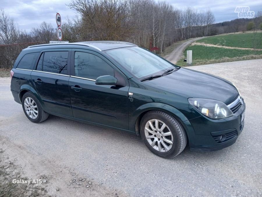Zaļš Opel Astra 2004 Kaišiadorys, ar dzinēja tilpumu 1.60 L un nobraukumu 196 tūkst. km par 1680 €, foto 3 vietnē AUTOMOTO.COM.LV