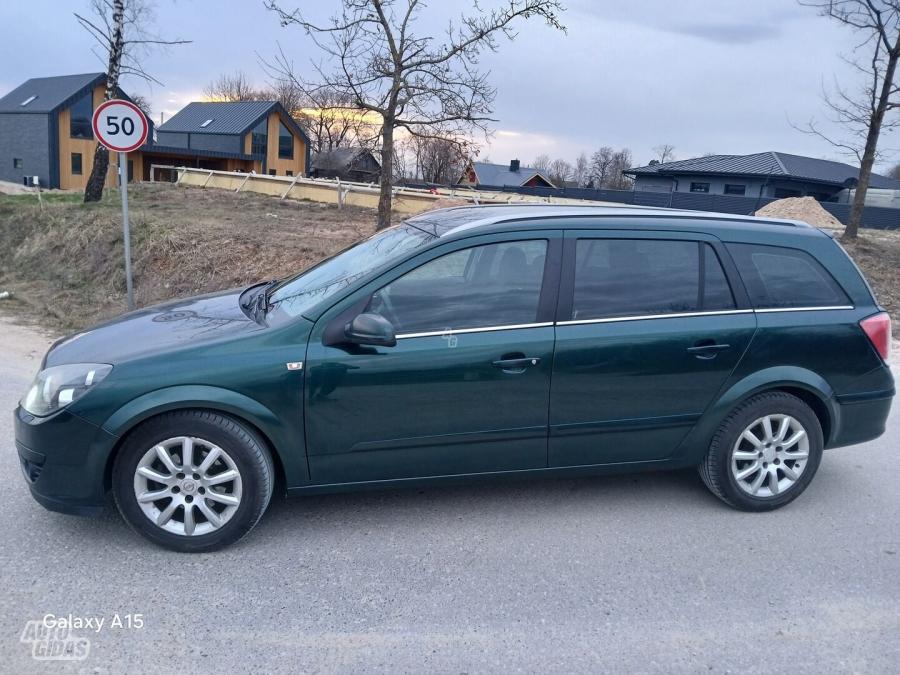 Zaļš Opel Astra 2004 Kaišiadorys, ar dzinēja tilpumu 1.60 L un nobraukumu 196 tūkst. km par 1680 €, foto 5 vietnē AUTOMOTO.COM.LV