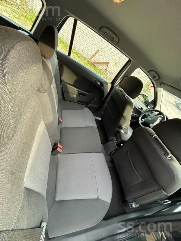 Zaļš Opel Astra 2010 Rīga, ar dzinēja tilpumu 1.70 L un nobraukumu 320 tūkst. km par 2000 €, foto 11 vietnē AUTOMOTO.COM.LV