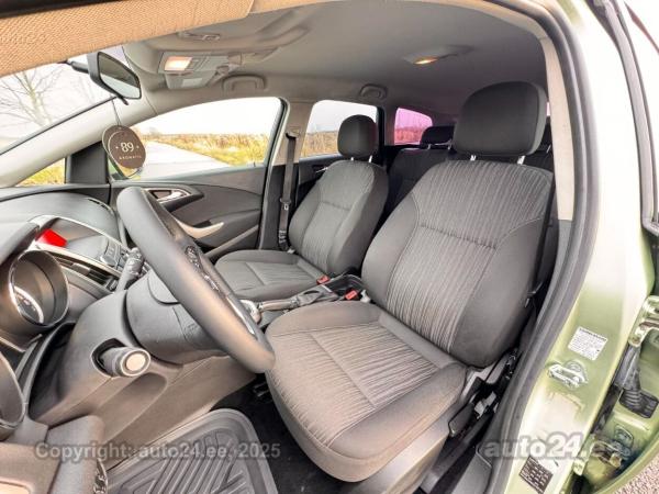 Green Opel Astra 2011 in Tartu, with an engine capacity of 1.60 L and mileage of 280 thousand km for 4200 €, photo 11 on AUTOMOTO.COM.LV