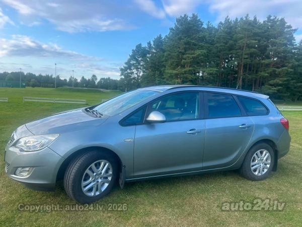 Zaļš Opel Astra 2012 Narva, ar dzinēja tilpumu 1.60 L un nobraukumu 310 tūkst. km par 2200 €, foto 4 vietnē AUTOMOTO.COM.LV